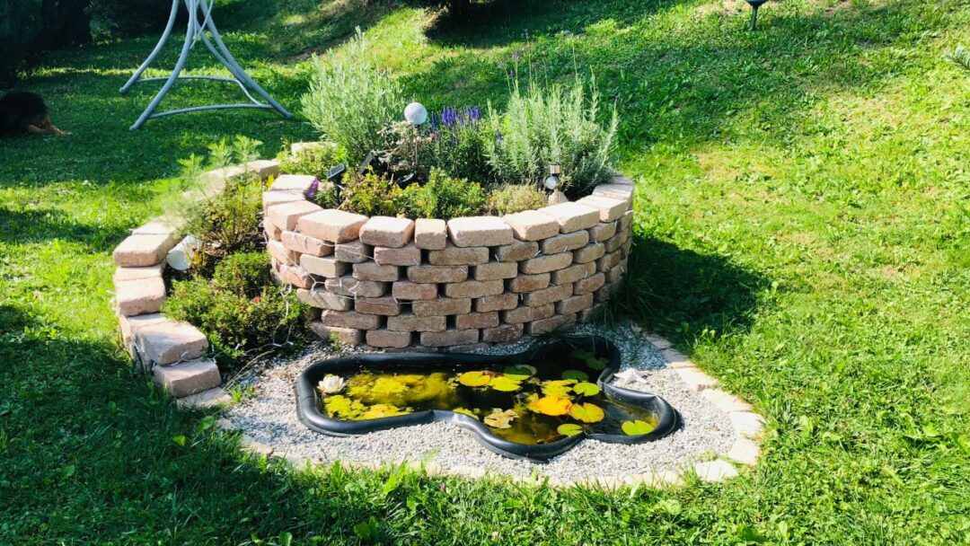 13 Creative Ideas For Landscaping With Rocks