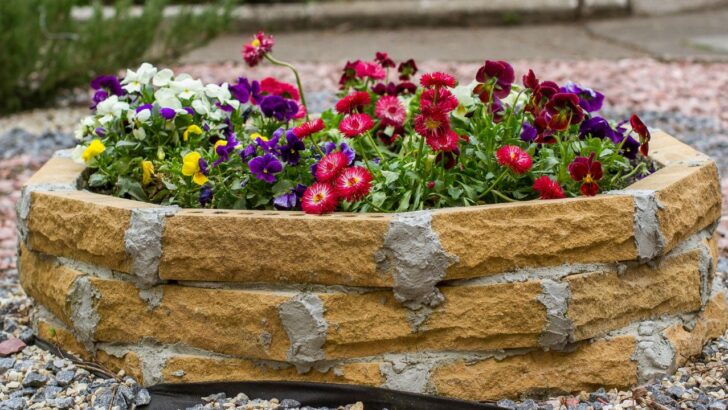 13 Creative Ideas For Landscaping With Rocks