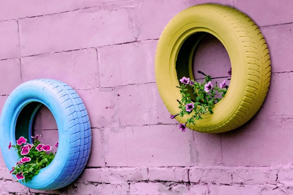 10 Recycled Tire Garden Ideas For Clever Upcycling
