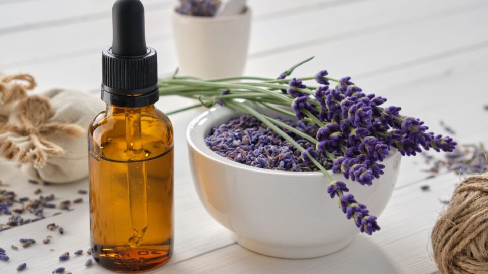 4 Steps To Making Lavender Oil
