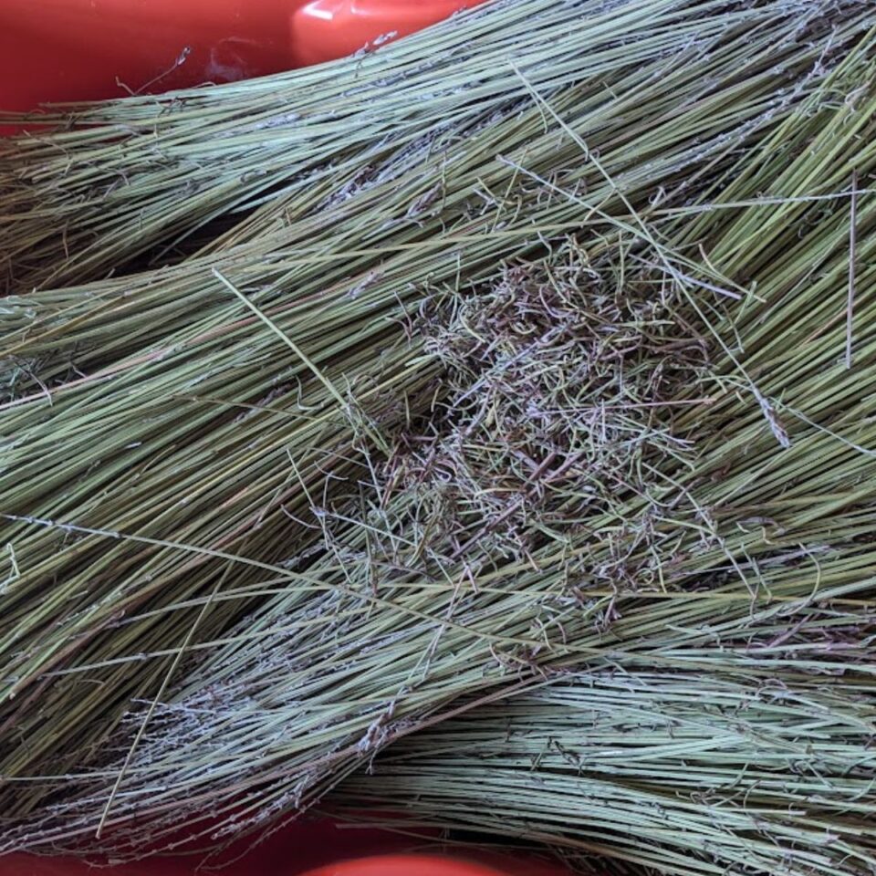 What To Do With Lavender Stems - 17 Delightful Ideas