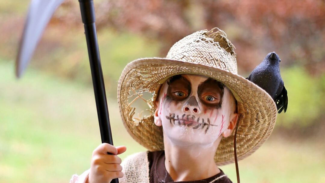 9 Fun Garden-Themed Costumes For Halloween