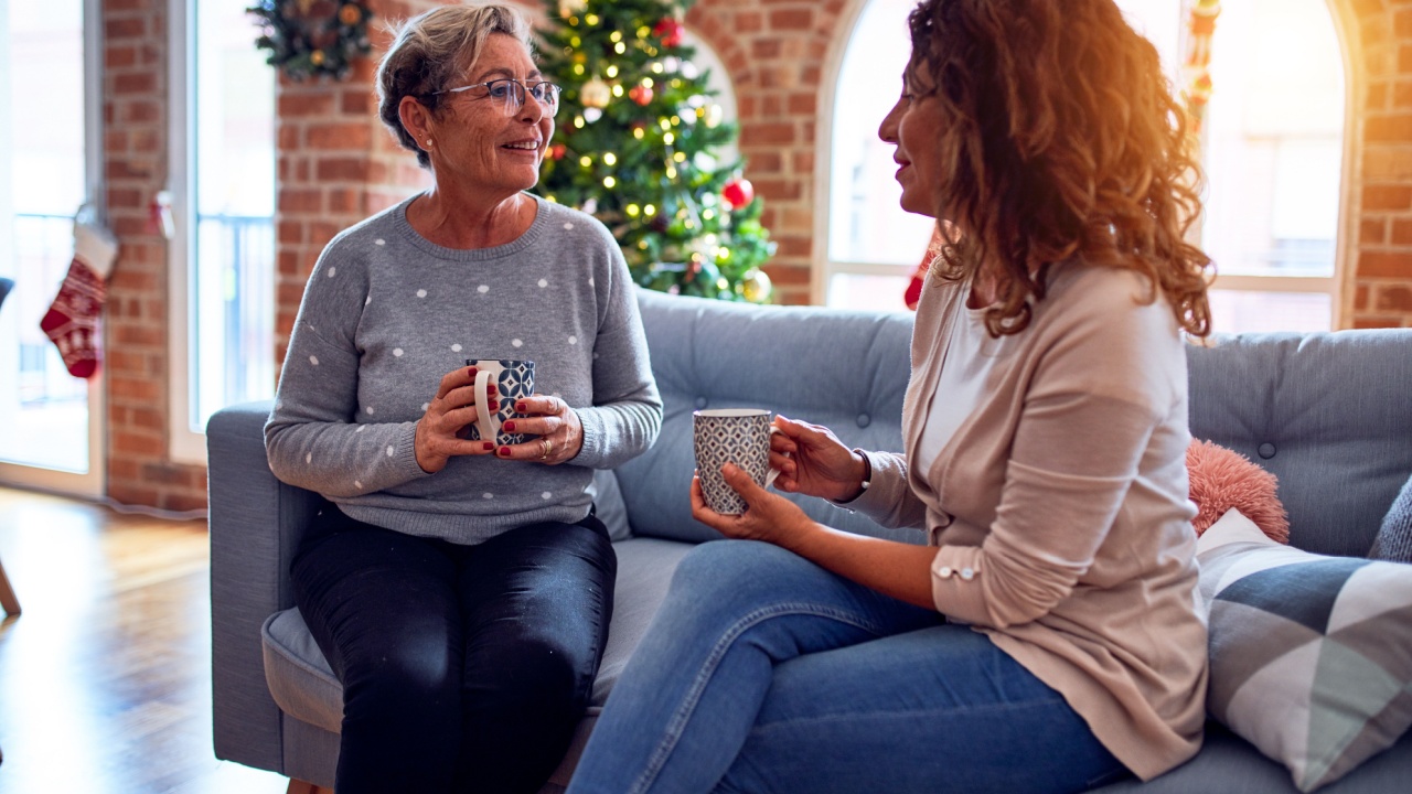 6 Tips To Navigate Holiday Small Talk Like A Pro