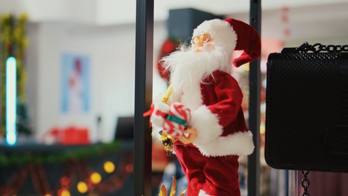 14 Most Expensive Christmas Decorations Around The Globe