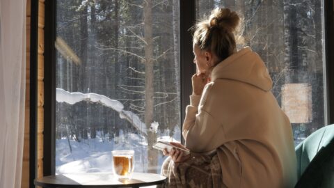 How To Stay Warm Without Central Heating: 6 Practical Survival Strategies