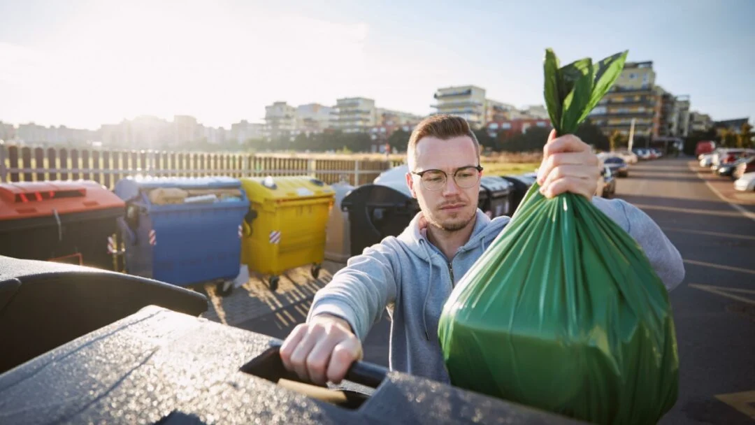 11 Things To Never Toss In The Trash