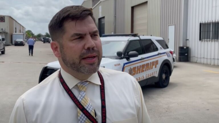 Workers Smelled Something Strange In A Wrecked Minivan. Then They Found ...